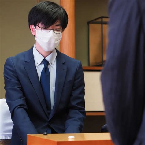 围棋界最热的一天，芝野虎丸速胜获挑战权 哔哩哔哩
