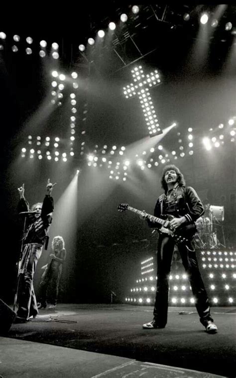 Best Images About Ronnie James Dio On Pinterest Ritchie Blackmore S Rainbow Bud And Heavy