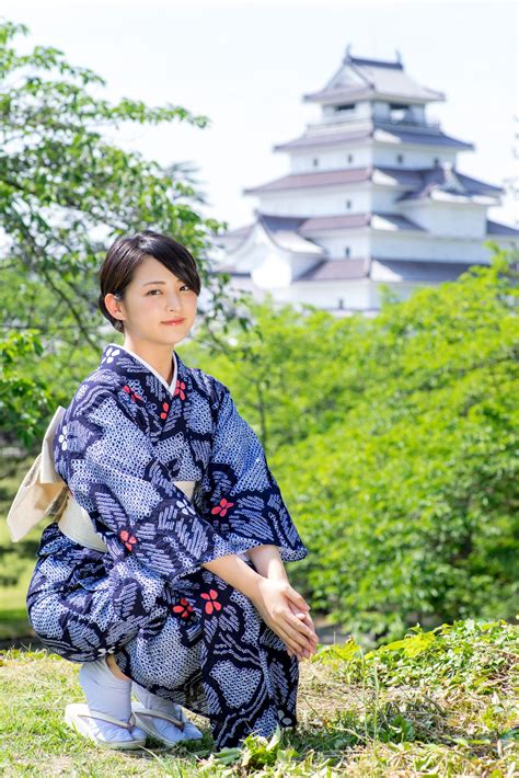 グラドル･鈴木咲、第2弾デジタル写真集「咲とあいづ」発売！撮影＆お渡し会も 鈴木咲 デジタル写真 写真集