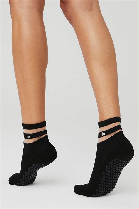 Alo Grip Socks Shop