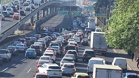 La Jornada Bloquean Periférico norte en reclamo a clausura irregular de negocios