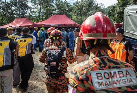 Tanah Runtuh Batang Kali Kpdn Tawar Bantuan Sukarelawan Makanan