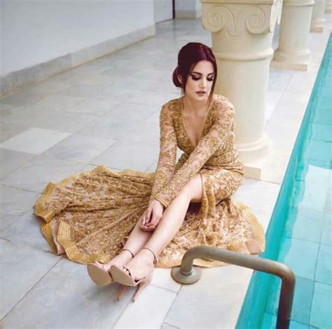 Classify Tunisian Girl