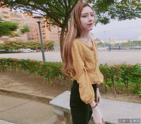 地表最美咖啡店店員 阿縈小姐我要一杯美式咖啡附贈一個你的笑容 PEEKME