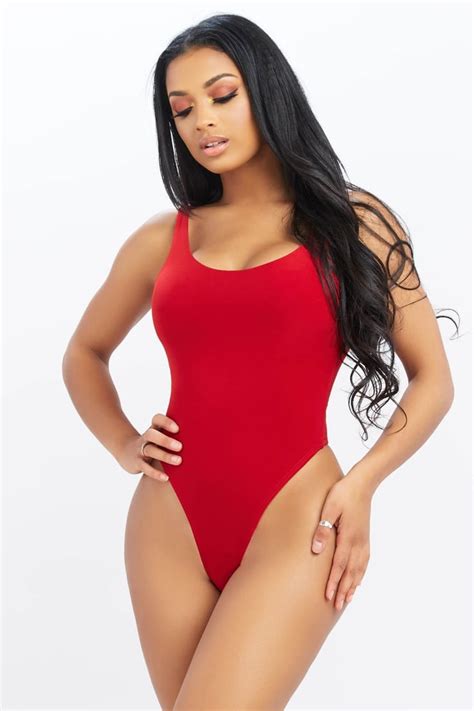 Image Of Marilyn Melo