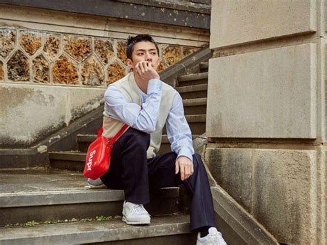 Exo成员吴世勋时尚写真平板桌面壁纸明星电脑壁纸 52图片网