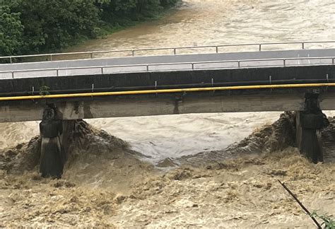 竹市19日凌晨起暴發近年罕見持續強降雨成災 香山高中緊急停課