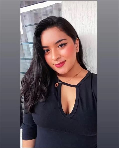 Evelyn Evelyn Pretty Cam Free Live Nude Sex Show And Chat Camsoda