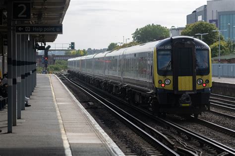 Photo Of 444040 At Eastleigh — Trainlogger