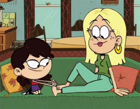 Sid Giving Adelaide A Foot Massage By Sepilloiscool1234 On Deviantart