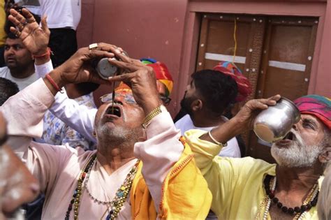Ap Photos India Celebrates Holi The Hindu Festival Of Color Ap News