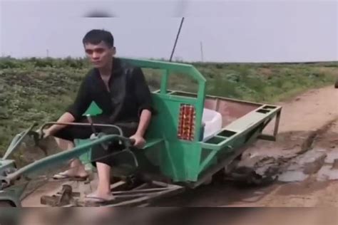 拖拉机少了个轮子都可以行驶真是厉害