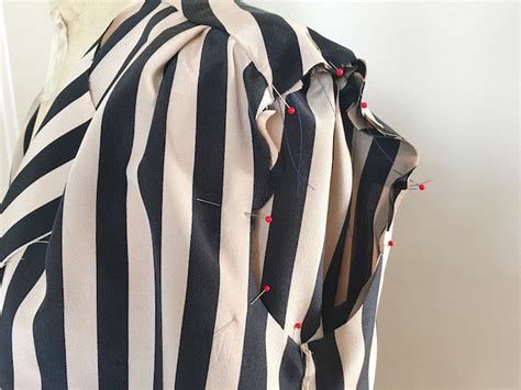 Sarah Shirt Sewalong Assembling And Setting In The Sleeves Both Variat