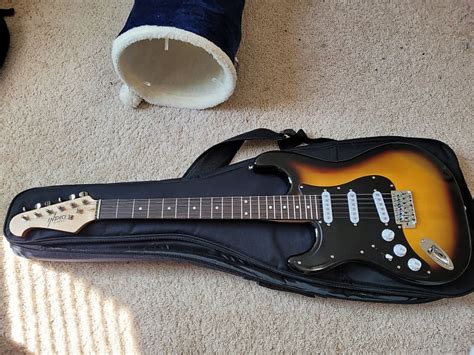 Indio Cali Classic Left Handed Sunburst Stratocaster With Gig Reverb