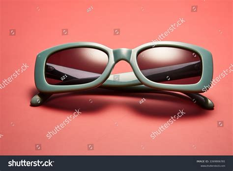 3 Spects Front View Bilder Stockfotos Und Vektorgrafiken Shutterstock