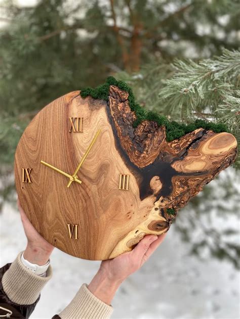 Часы со мхом из дерева Карагач Clock Decor Wood Clock Design Wall Clock With Pictures