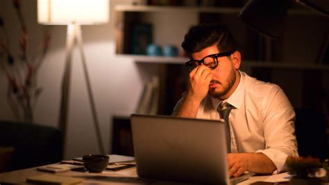 australians are working longer hours than ever so bring on the burnout