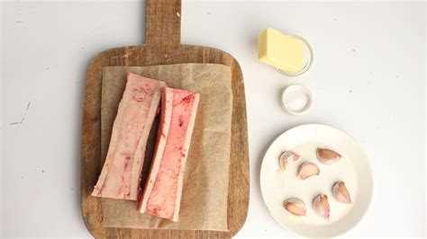 Garlic Roasted Marrrow Bones Recipe