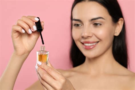 Does Olive Oil Help Eyelashes Grow Lets Unlock The Secret The Proud