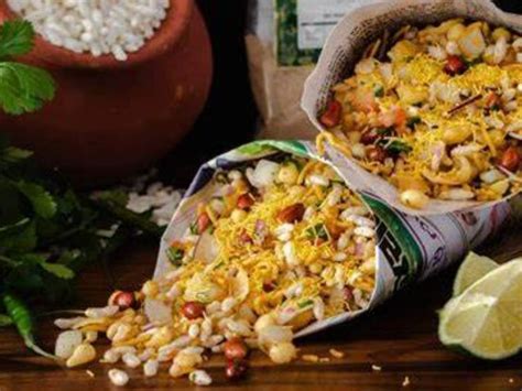 Try This Delicious Bengali Style Jhalmuri Recipe चटपटी झालमुड़ी के
