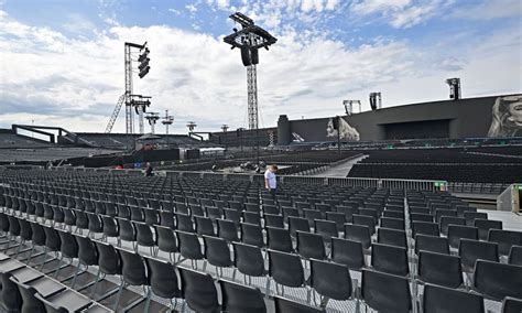 Adele Em Munique R 250 Milhões De Investimento 800 Mil Fãs 220