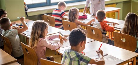 Яка різниця між програмами НУШ та Інтелект України вчителька початкових класів поділилась