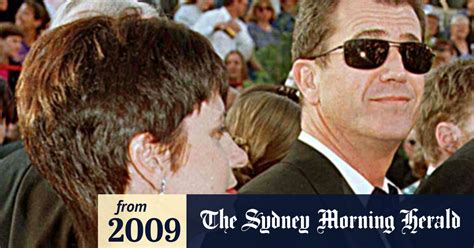 Mel Gibson S Wife Files For Divorce After Years