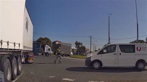 Australia Post Courier And Truck Driver Clash In Sunshine Road Rage