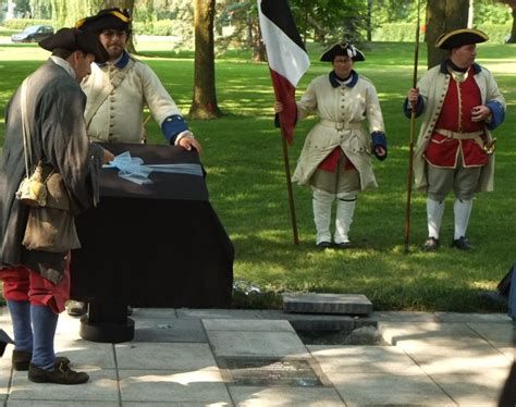 3 3 Plaque Daily Encouragement