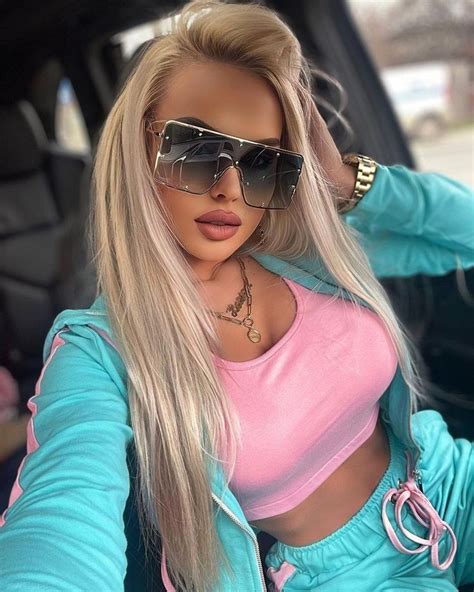Pin By Gabriel Camelo On Salvamentos Rápidos Curvy Woman Beautiful
