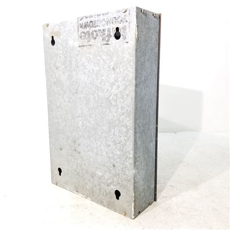 Ge Panel With Breakers 100 Amp 208 Volt 3 Phase Indsurp