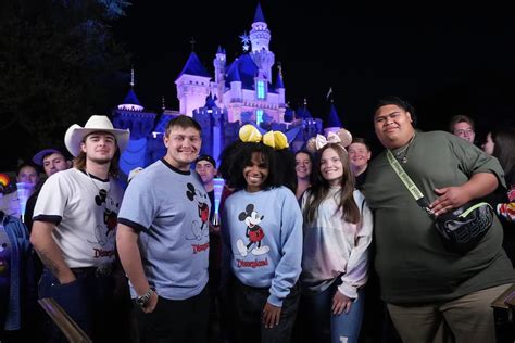 Dont Miss The Disney Fun On This Sundays American Idol