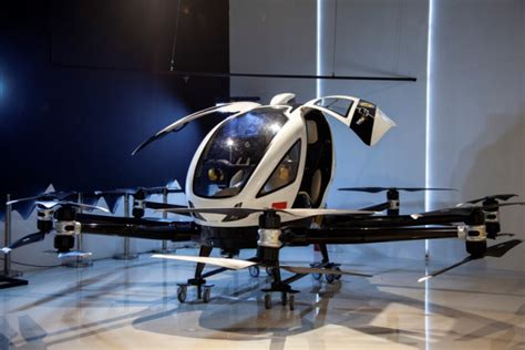 무인 자율 주행 항공기 Ehang216 포토뉴스 교민과 함께하는 신문