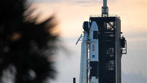 Spacex Nasa Delay Astronaut Launch For Additional Analysis