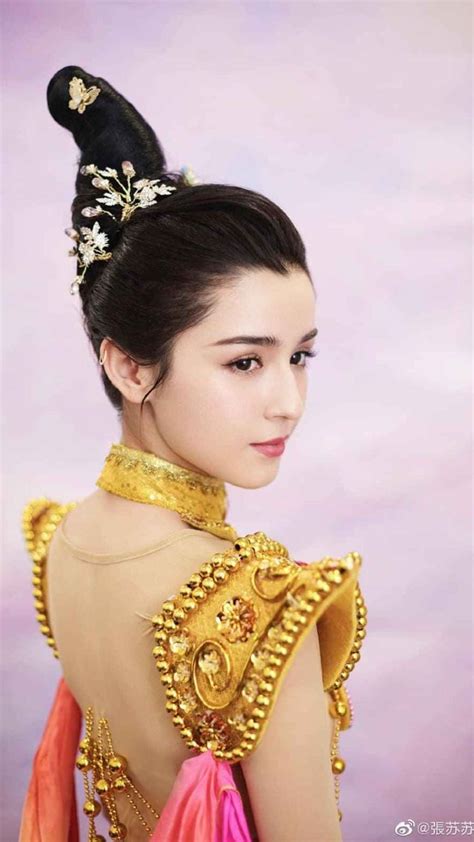 Ghim Của Bruno Catellani Trên Gals Nữ Thần Thời Trang Đôn Hoàng