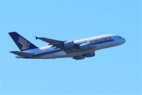 シンガポール航空 Airbus A380 9v Skt 成田国際空港 航空フォト By 飛行機ゆうちゃんさん 撮影2023年11月20日