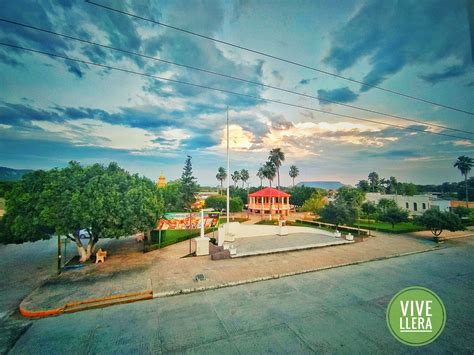 Vive Llera Así De Hermosa Luce La Plaza De Llera Facebook