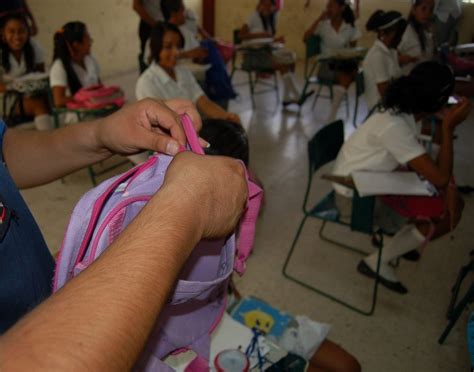 Descartan operativo Mochila Segura en escuelas básicas