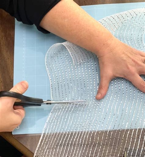 How To Make A Deco Mesh Christmas Angel Craft Name Contest
