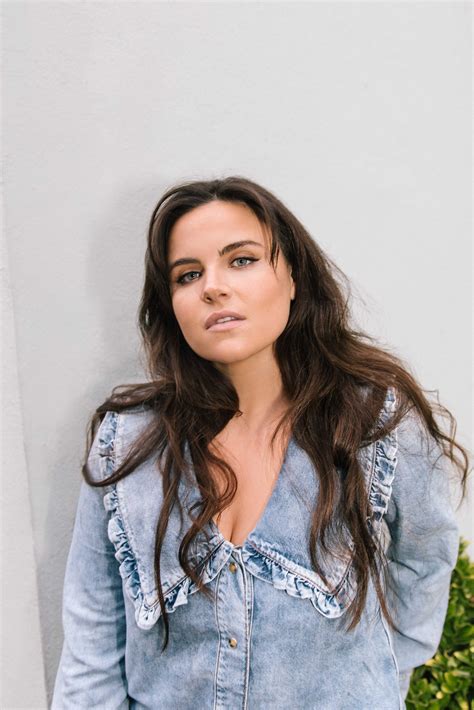 Emer Kenny I Went To The Emmys With Dirty Hair Square Mile