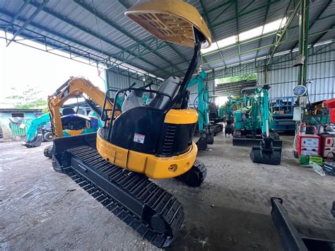 🚜 Catterpillar 303cr 🚜 ราคา 325 000 บาท ☎ 061 642 9063 สภาพดีเก่าญี่ปุ่น มีใบอินวอยไม่เคยใช้ใน