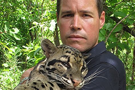 Ecu Voyages Series To Feature Actor Levar Burton Wildlife Conservationist Jeff Corwin News