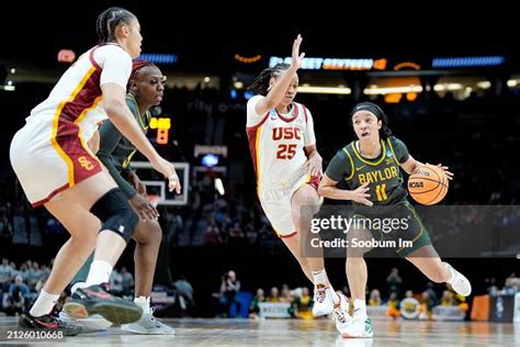 Jada Walker Of The Baylor Lady Bears Drives Past Mckenzie Forbes Of News Photo Getty Images