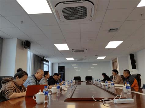 云南省教卫科工会到云南省疾病预防控制中心调研指导工作谢主席建设一行
