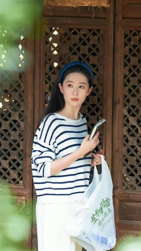 壁纸文案丨n刷还是会被许红豆惊艳到