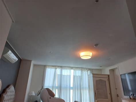 202452목 신동백롯데캐슬에코 1단지 51평형 누수 안방천장 실크도배 경기도 용인시 기흥구 동백동 비즈프로필