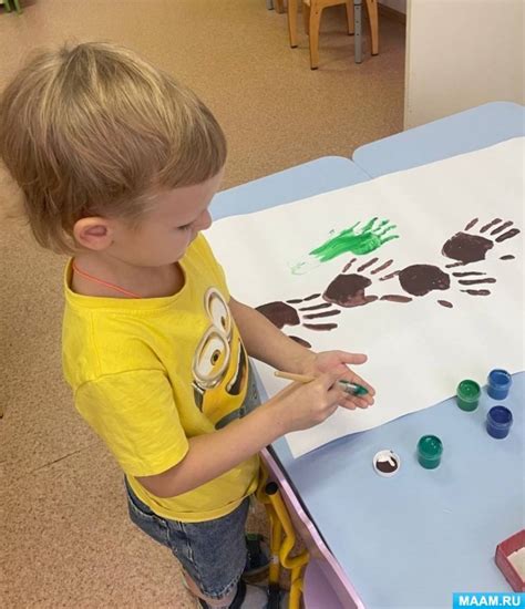 Занятие по рисованию ладошками «Коллективная работа «Дерево дружбы 4 фото Воспитателям