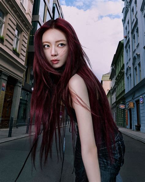 Itzys Yuna Stars As Leading Actress In Upcoming Tvn Drama ‘my Favorite