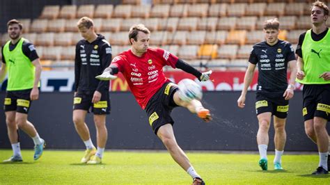 Lsk Låner Ut Keeper Henter Tilbake En Annen Nrk Sport Sportsnyheter Resultater Og Sendeplan