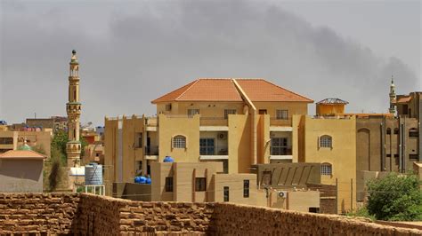 Sudan Warring Sides Make Humanitarian Pledge Without Truce